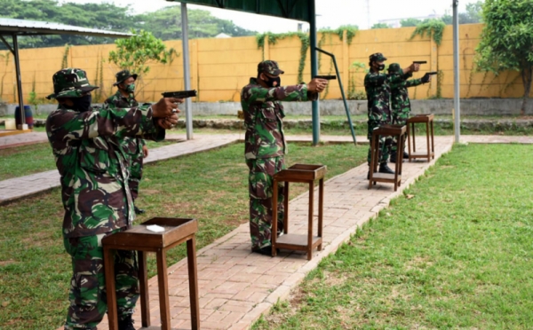 Intip Latihan Menembak Senjata Ringan 0 : Foto Okezone Foto