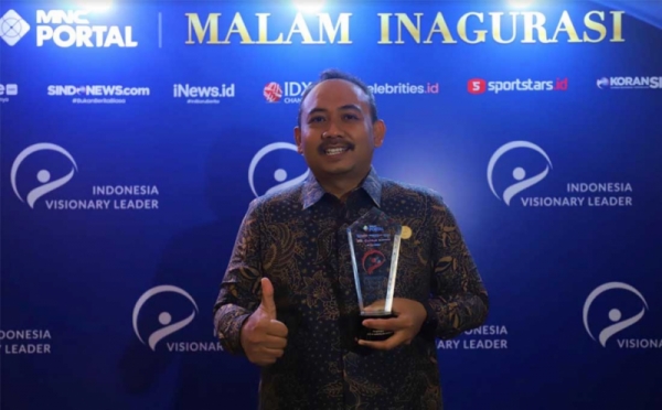 Bupati Ngawi Ony Anwar Harsono Raih Best in Agropolitan Development di ...
