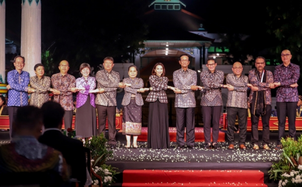 Sri Sultan Hamengkubuwono X Terima Delegasi ATF 2023 di Pendopo Keraton ...