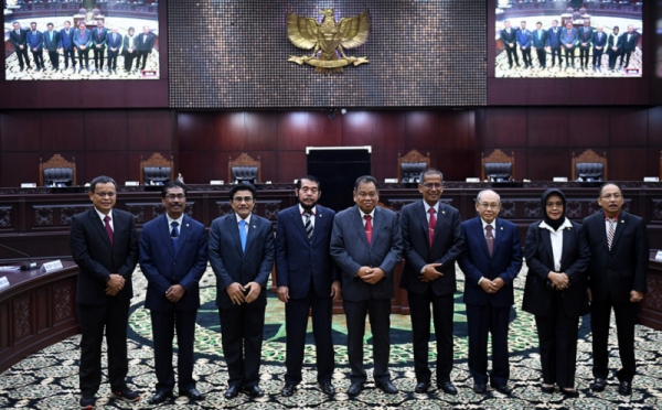 Anwar Usman Kembali Terpilih Sebagai Ketua MK Periode 2023-2028 0 : Foto Okezone News