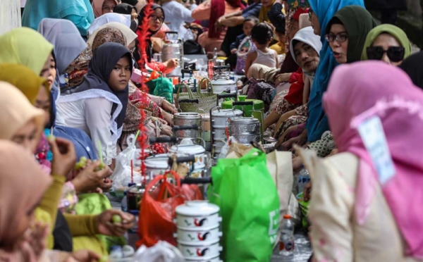 Pawai Rantangan Meriahkan Lebaran Kukusan Depok 0 : Foto Okezone Foto