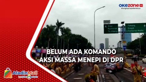Polisi Tutup Akses Kawasan Gedung DPR, Ribuan Perangkat Desa Tumpah Ruah di Badan Jalan ...