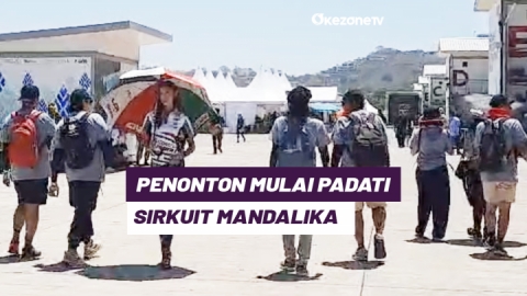 Jelang Balapan Puncak MotoGP Indonesia 2023, Penonton Mulai Padati Area ...