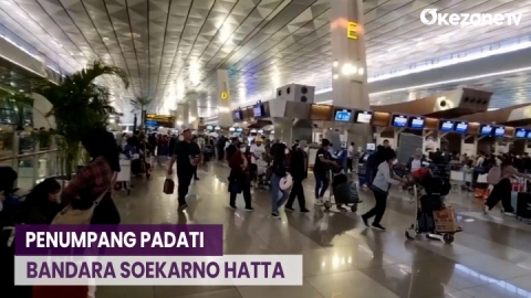 H-4 Jelang Natal, Antrean Penumpang Mengular di Bandara Soetta : Okezone Video